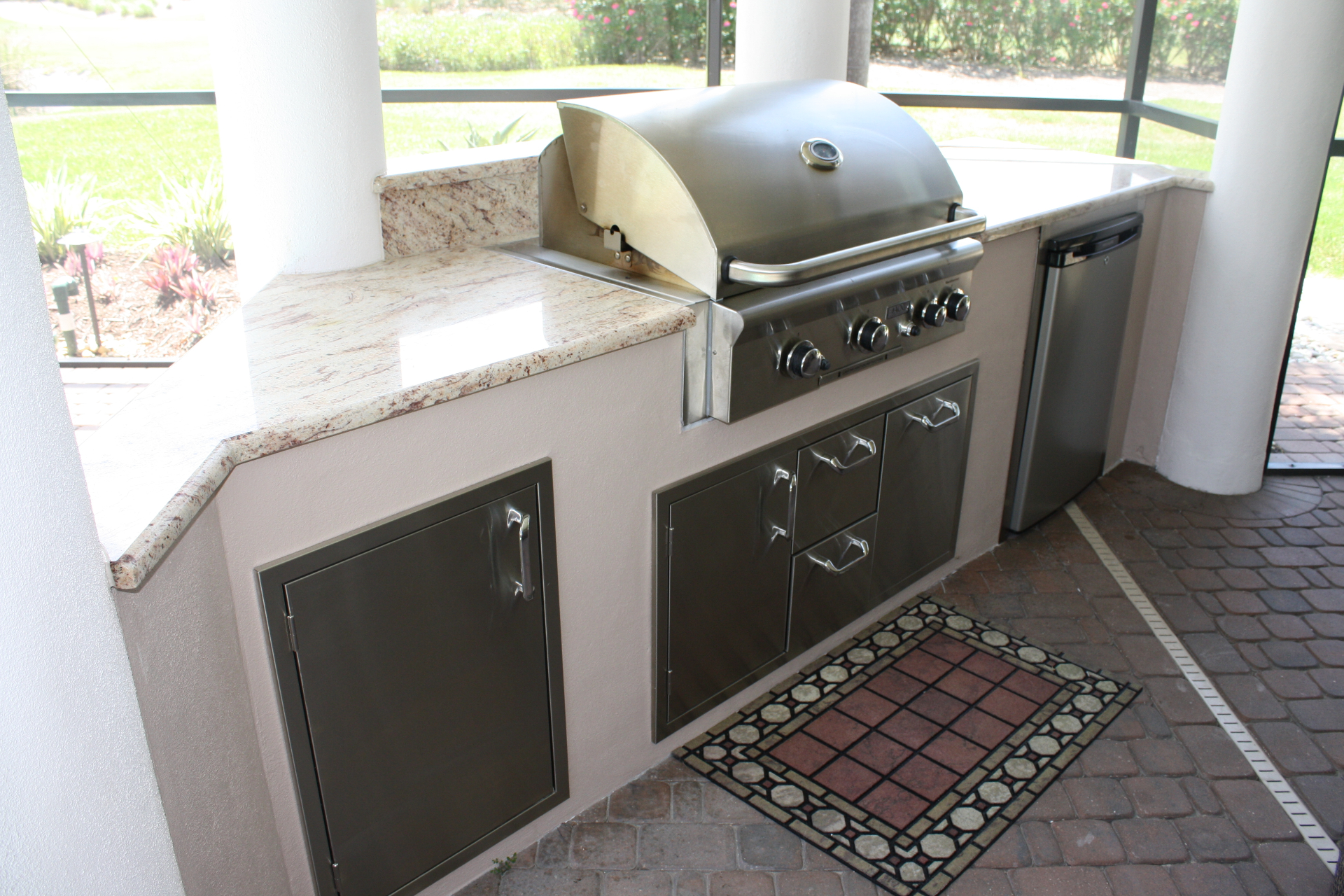 Outdoor Cabinets Naples FL | Chadwick Outdoor Kitchens