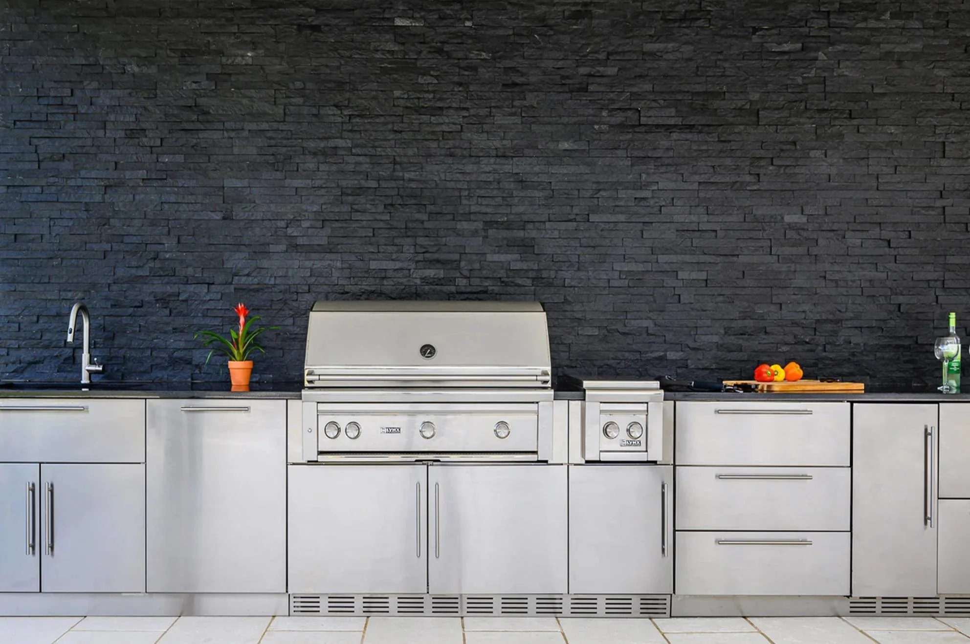 Outdoor Cabinets Naples FL | Chadwick Outdoor Kitchens