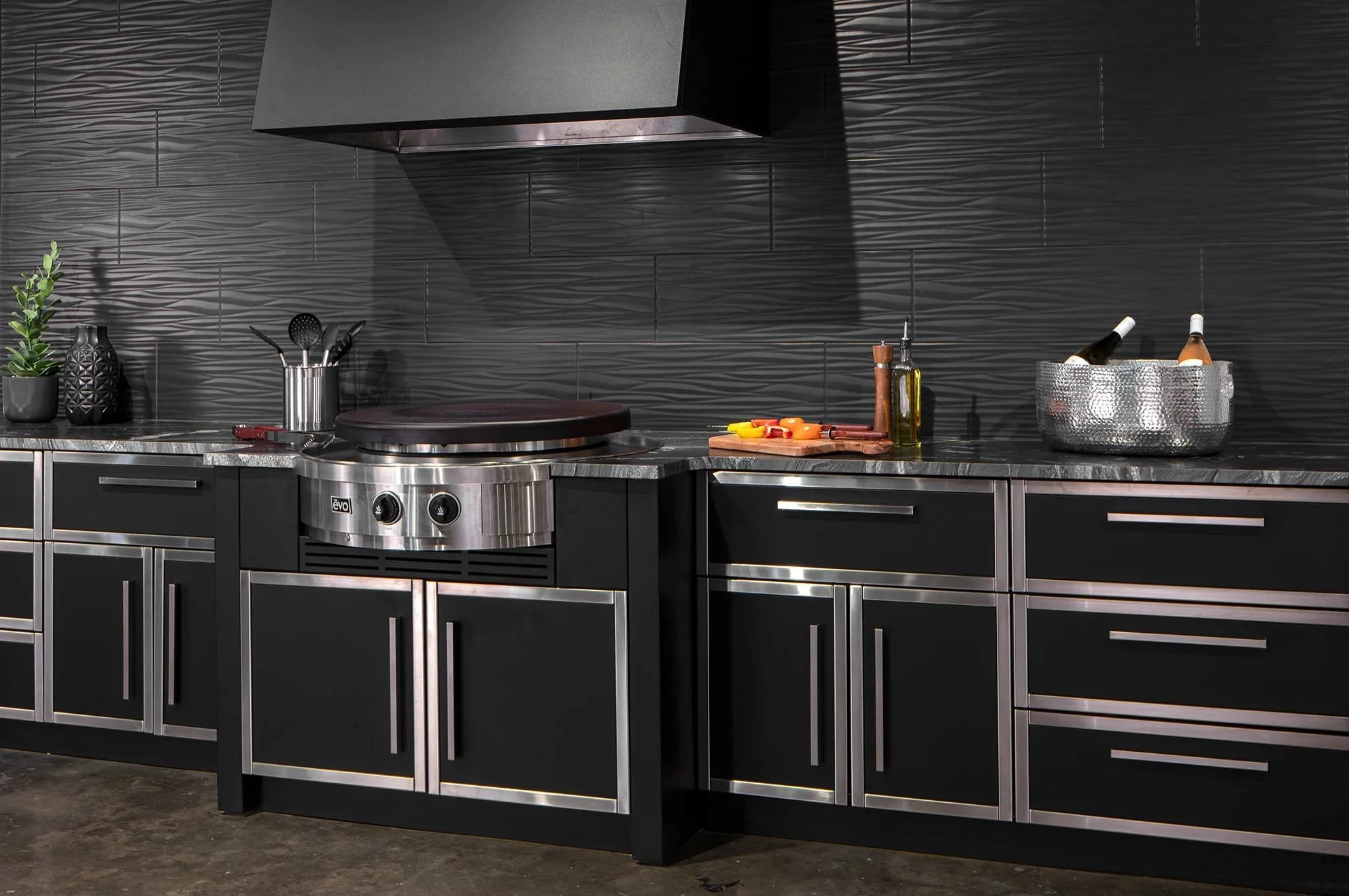 Outdoor Cabinets Naples FL | Chadwick Outdoor Kitchens